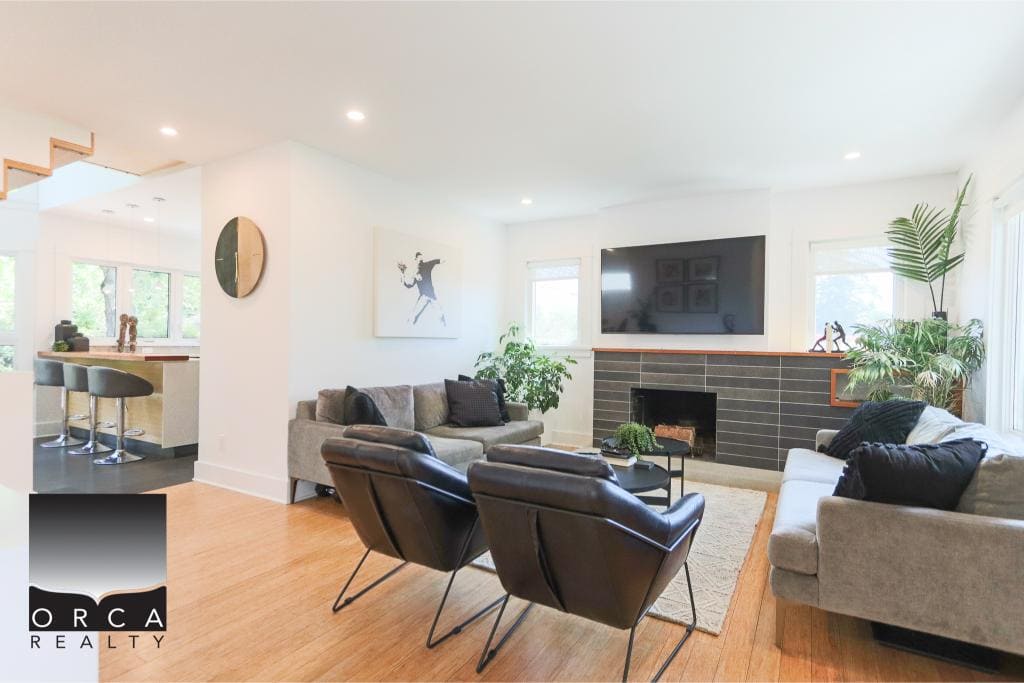 5988 Dunbar St Main Level, Van - Orca Realty Inc.