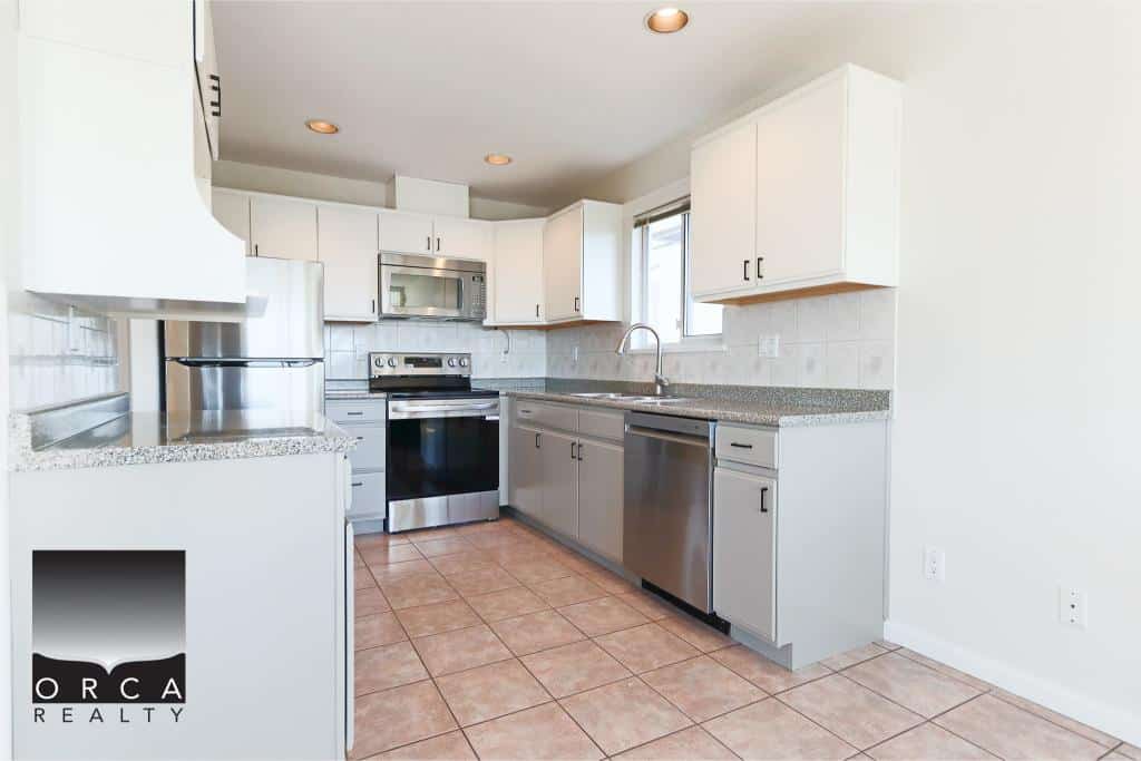 936 St. Andrews Ave, North Vancouver - Orca Realty Inc.